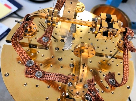 Cryogenic Faraday Rotation Isolators – MICRO HARMONICS